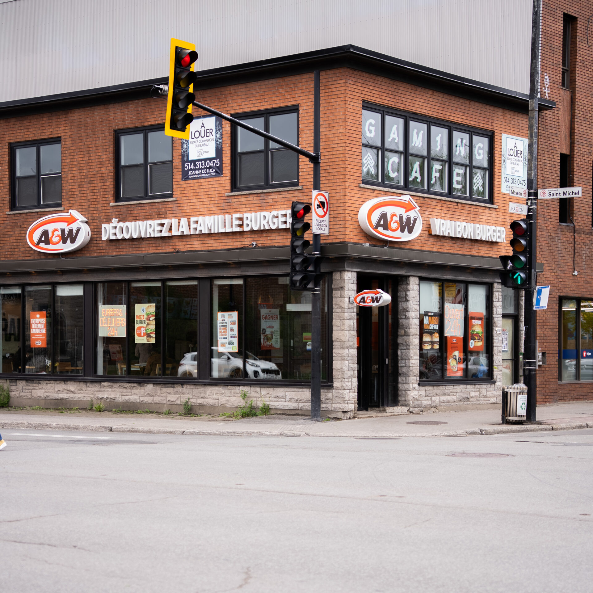 A&W | Promenade Masson